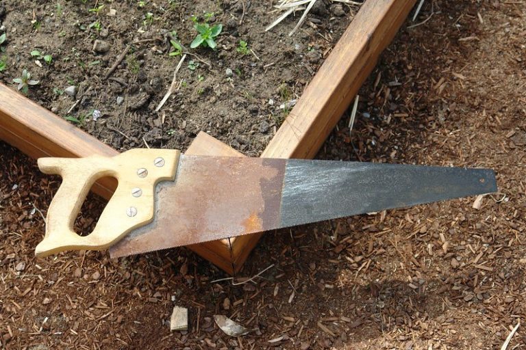 How to Restore Old Hardware | ThePlywood.com